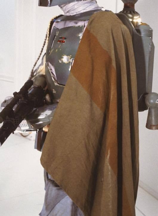 Galactic Style Guide – Capes and Cloaks I – Living History in the Star ...